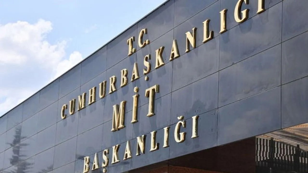 MİT, özel koleksiyonundan Halide Edip'ten Gobels'e kadar resmi ...